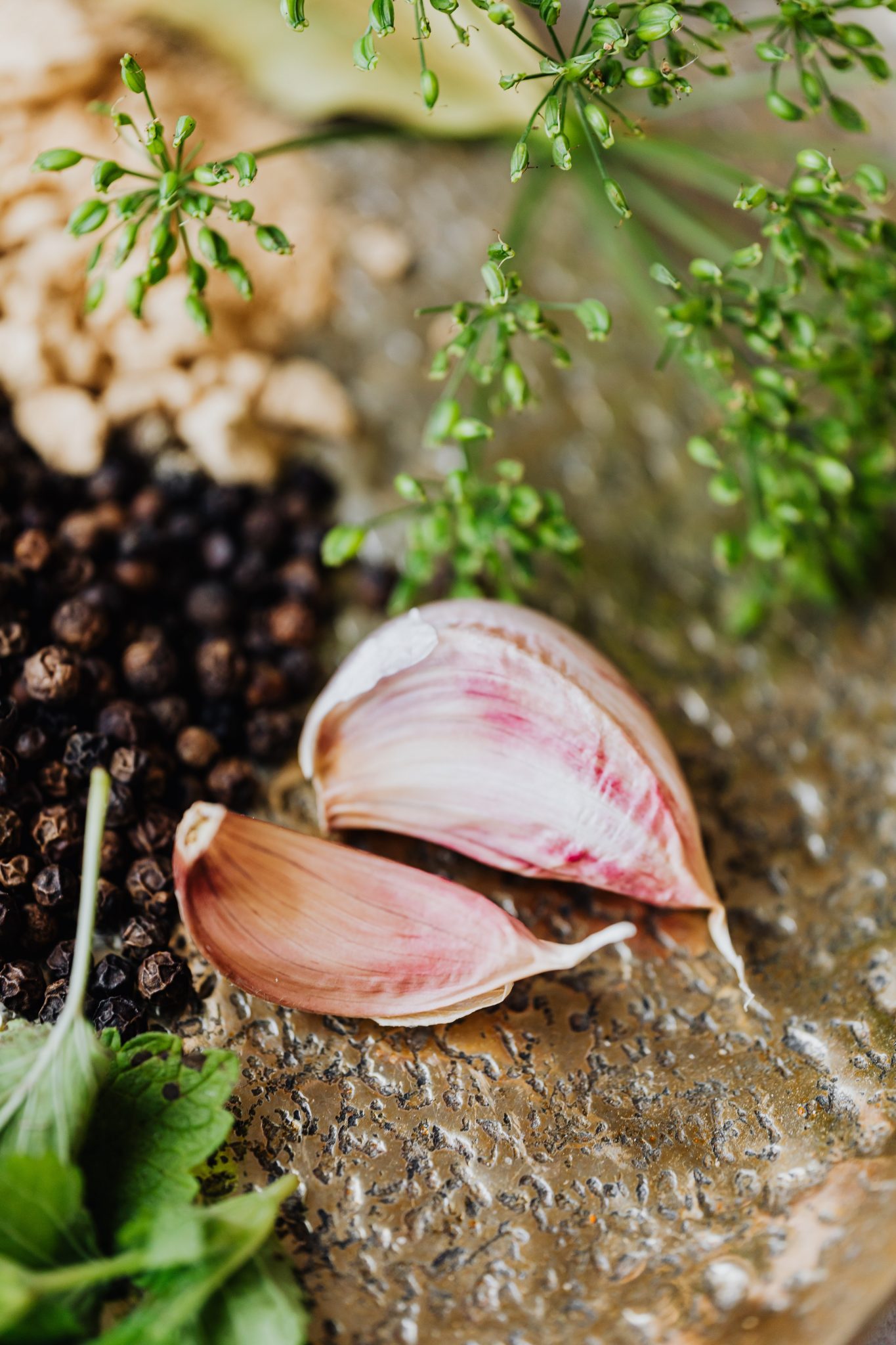 Garlic Anti-Inflammatory Properties - What You Need to Know - Onya Magazine