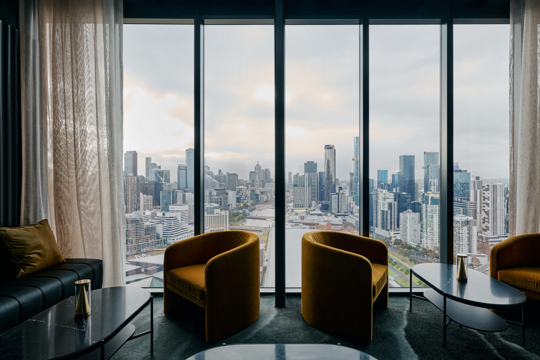 Strato Melbourne: A Dining Experience In The Clouds - Onya Magazine